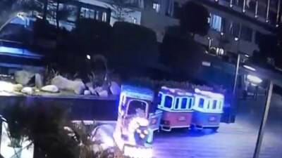 10-Year-Old Dies As Toy Train He Was Sitting On Overturns In Punjab ...