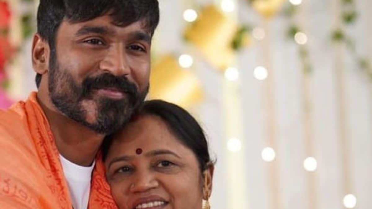 Dhanush's Mother Files Complaint Against Sharathkumar For THIS Reason; Deets Inside | Movies ...