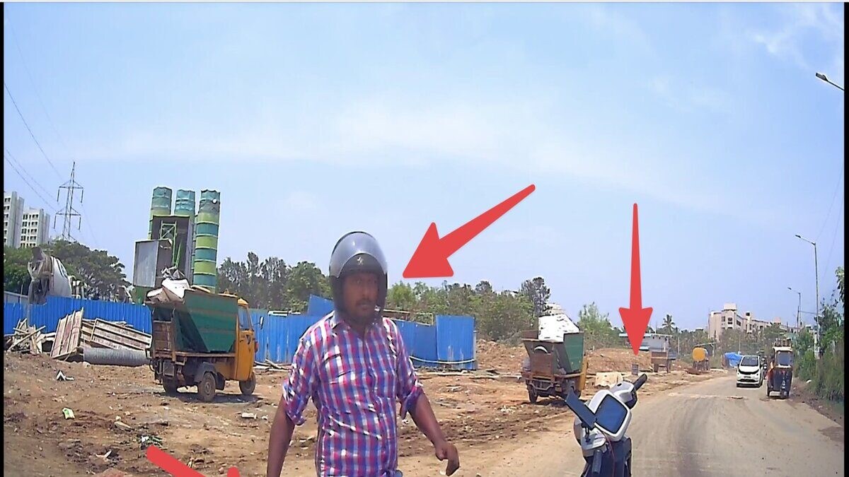 Bengaluru Resident Escapes Terrific Coconut Shell Attack By Scooterist ...