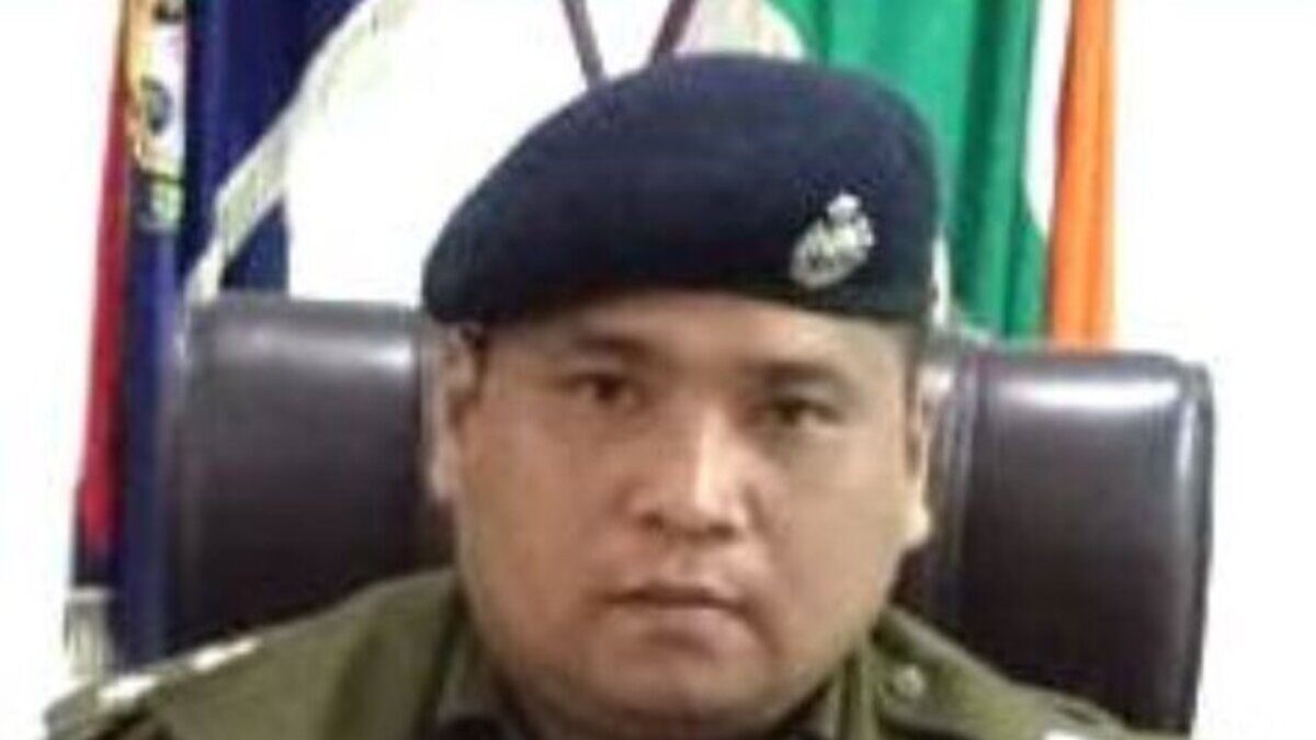 Assam Home Secretary Siladitya Chetia Kills Himself In Hospital After ...