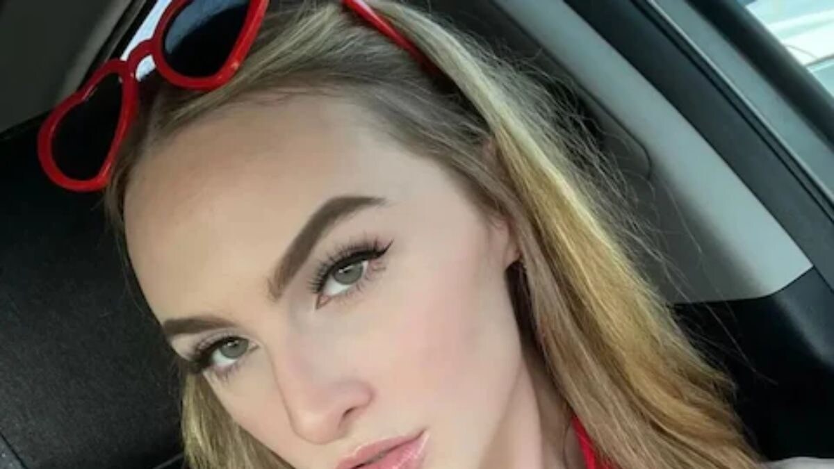 Texas Woman Claims She’s Single Because Her Beauty Intimidate Men - News18