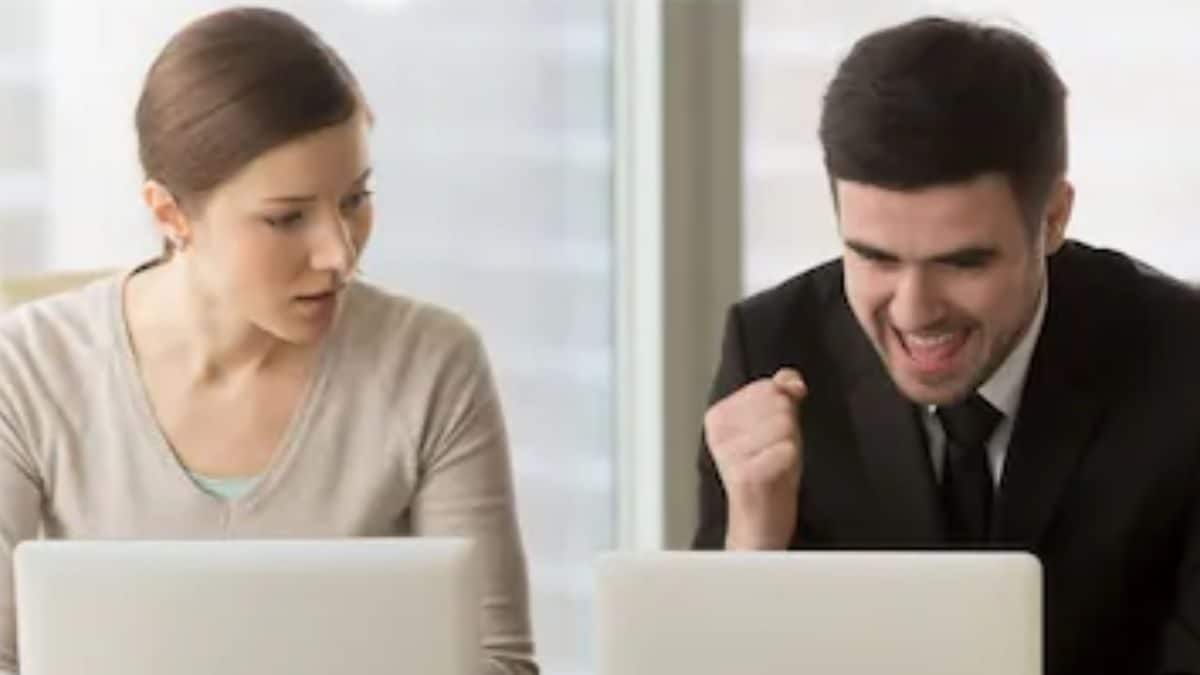 Expert Shares How To Handle Workplace Jealousy | Lifestyle News - News18