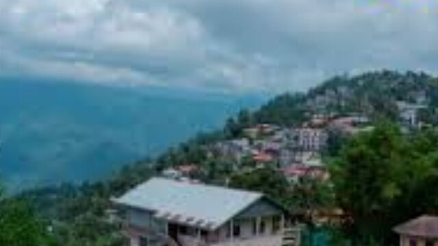 This Scenic Hidden Gem Near Bengal’s Kalimpong Is Perfect For A Summer ...