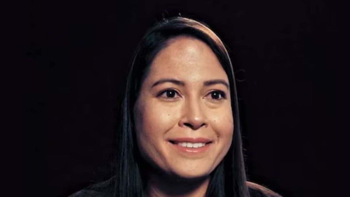 This US Woman Became The World’s 1st Licensed Pilot Without Arms - News18