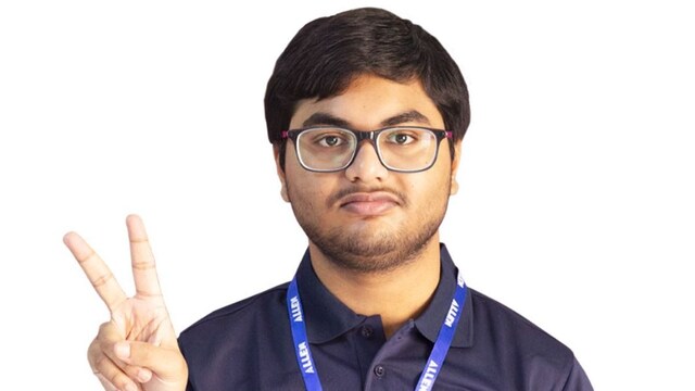 Meet 17-year-old Avik Das Who Cracked JEE Advanced, NEET and WBJEE ...