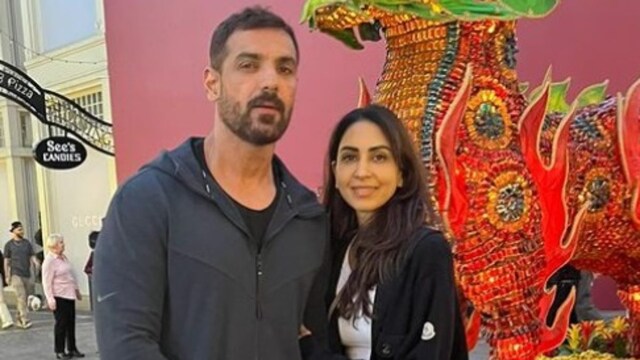 John Abraham-Priya Runchal Celebrate Their 10th Wedding Anniversary ...