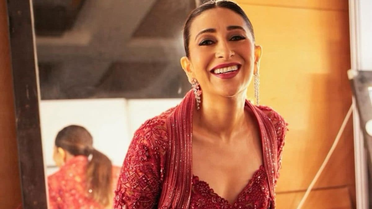 5 Times Karisma Kapoor Gave Style Goals in Indo-western Outfits