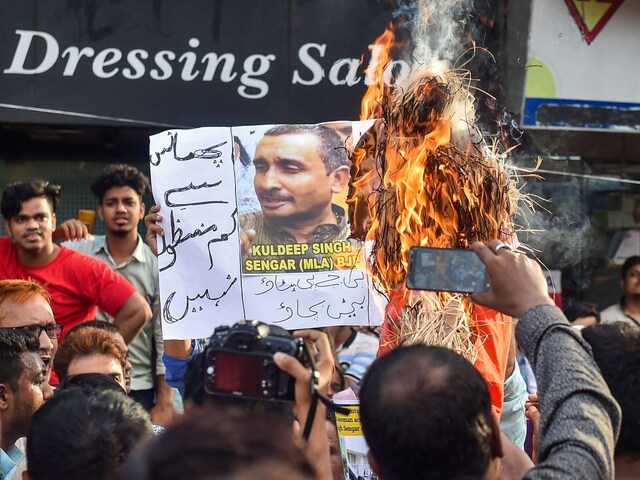 Death Of Unnao Rape Victim’s Father: Delhi HC Refuses To Suspend ...