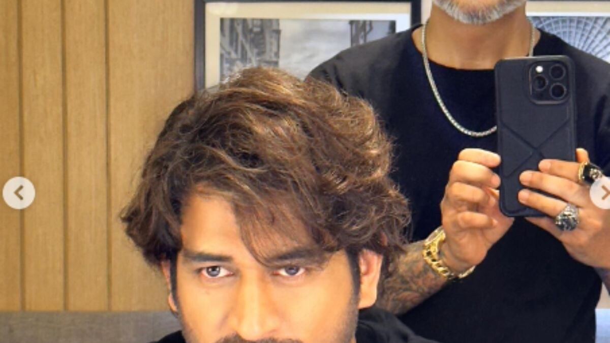 'Ageing in Reverse': MS Dhoni Ditches Vintage Long Hair With New Look ...