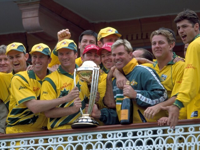 On This Day In 1999: Australia Beat Pakistan to Win Their Second ODI ...