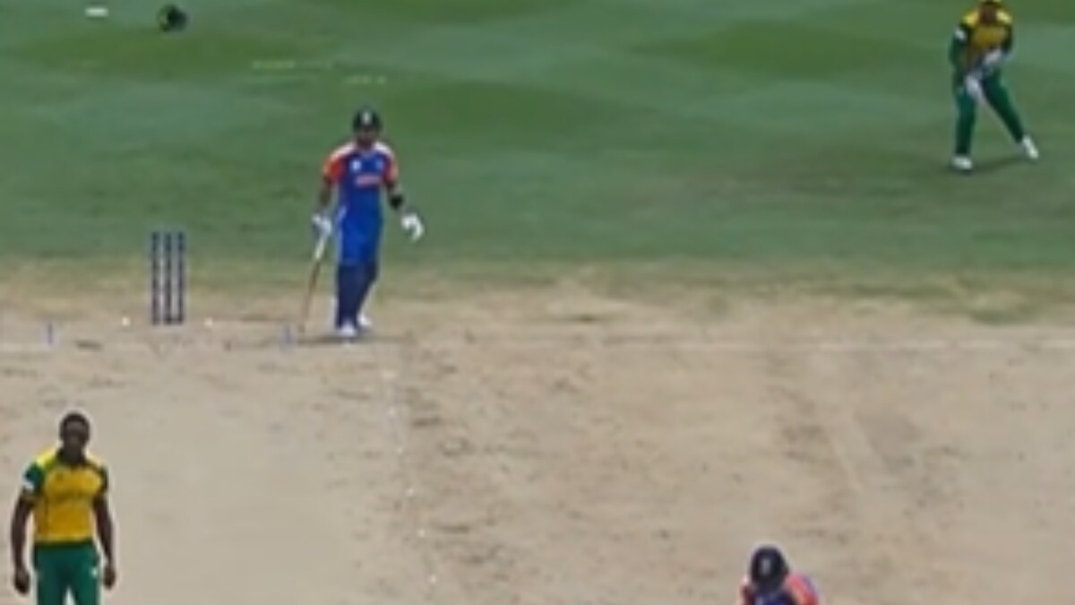 Quinton de Kock Silences Indian Fans with a Stunning Throw at Bowling ...