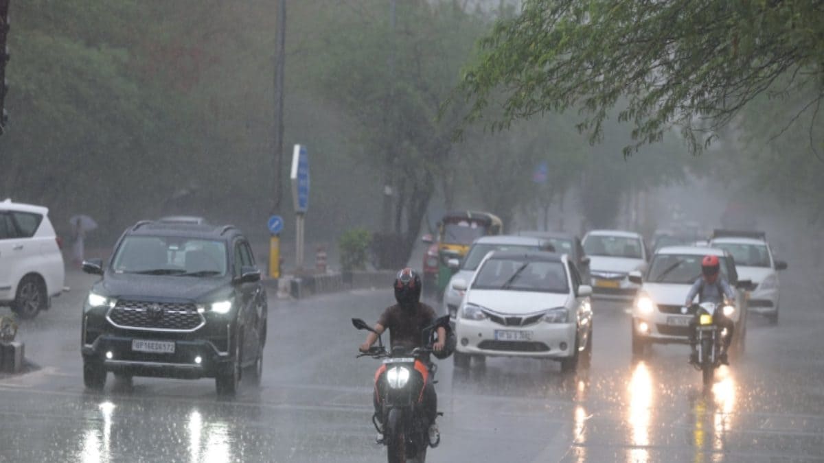 Isolated Extremely Heavy Rainfall Very Likely Over Gujarat During Next