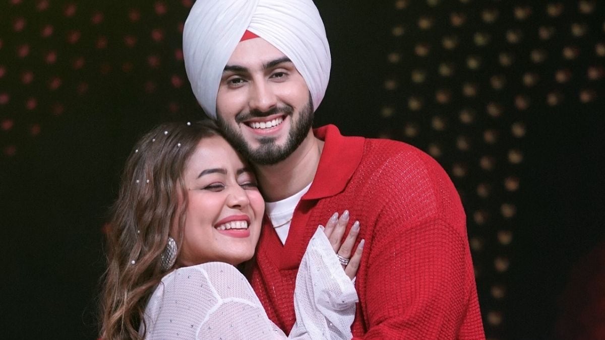 'My Baby Just Turned 16': Rohanpreet Singh Sends Big Love To Wife Neha ...