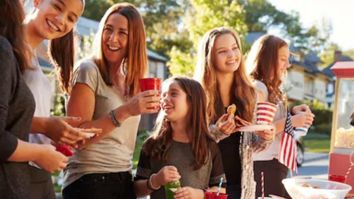 US Woman Throws Lavish Party With Music, Bouncy Castle For Late Husband ...