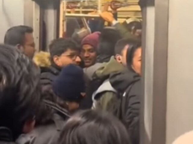 Overcrowded Metro In Canada Reminds Internet Of Mumbai Railways, Delhi ...