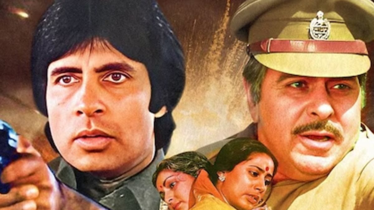 When Dilip Kumar Won The Filmfare Award Beating Amitabh Bachchan For ...
