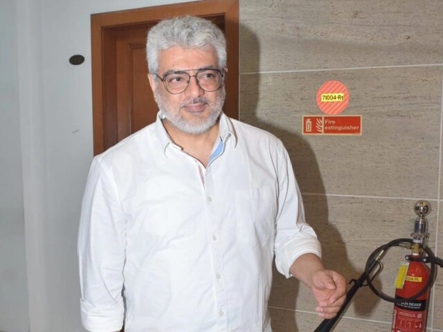 Ajith Kumar Offers Prayers At Tirupati Temple Ahead Of Vidaa Muyarchi ...