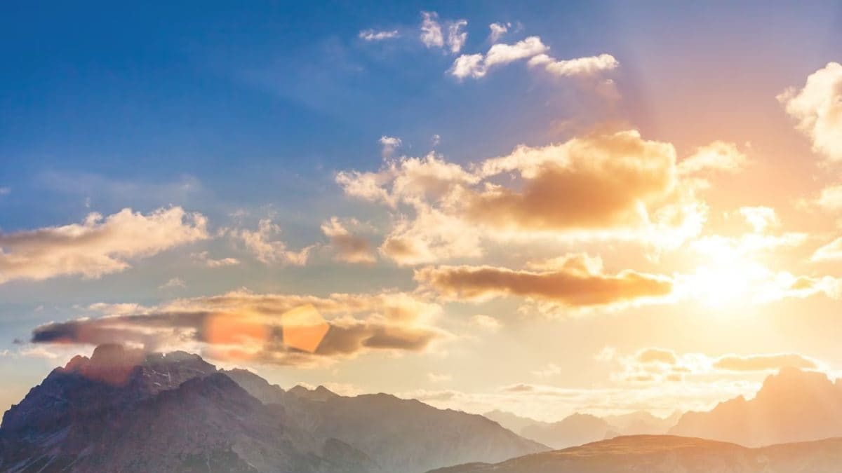 Canada To Sweden, 5 Countries Where The Sun Never Sets In Summers ...