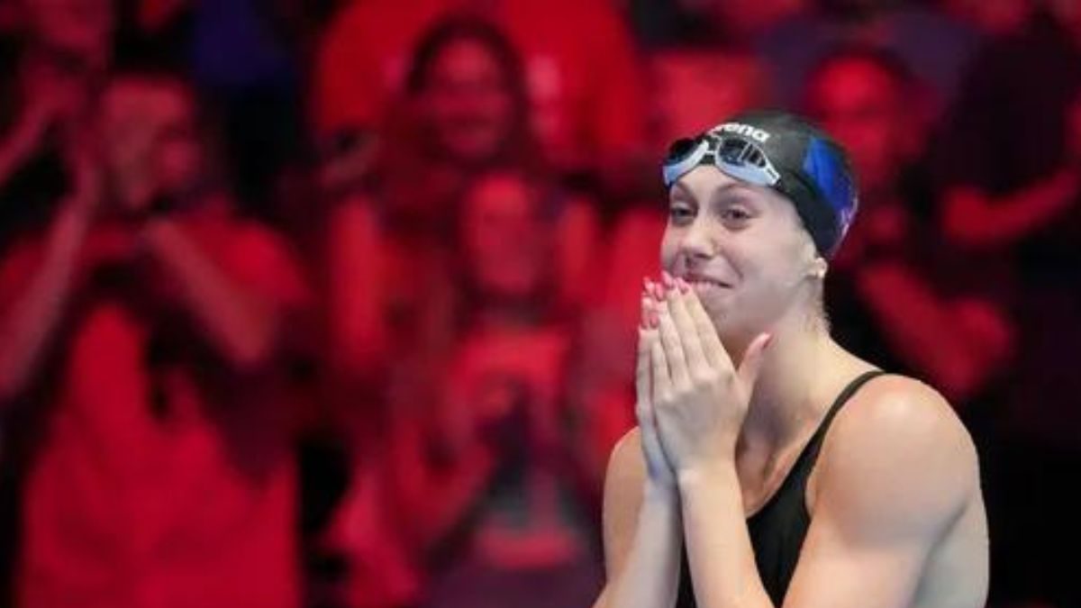 Gretchen Walsh Sets 100m Butterfly World Record at US Olympic Swimming ...