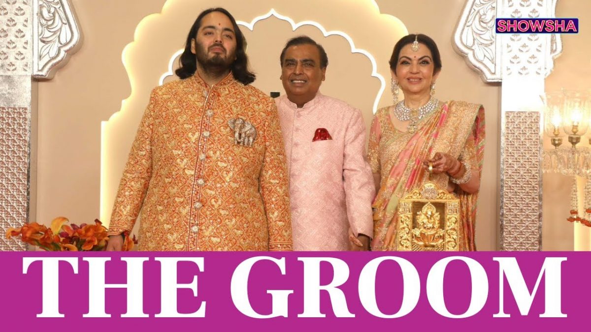 Mukesh Ambani Gently Holds Son Anant Ambani's Hand & Takes Him Inside ...