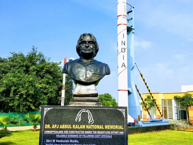 APJ Abdul Kalam Death Anniversary 2024: 10 Inspiring Quotes to Ignite ...