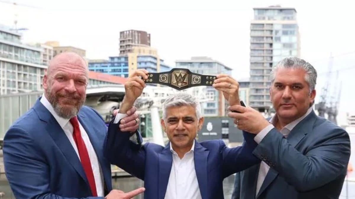 ‘London, Are You Ready’: Triple H Meets up With London Mayor In Hopes ...