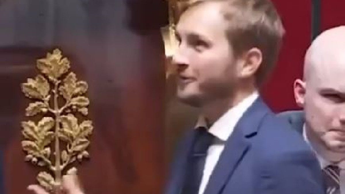 Watch: Far-Left French MP Refuses To Shake Hands With Right-Wing ...