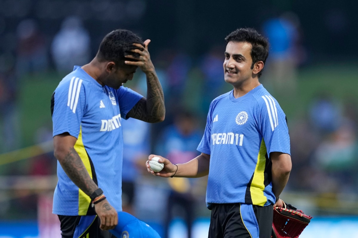 Aaron Jones Profile | Aaron Jones Cricket Career | Cricket Stats