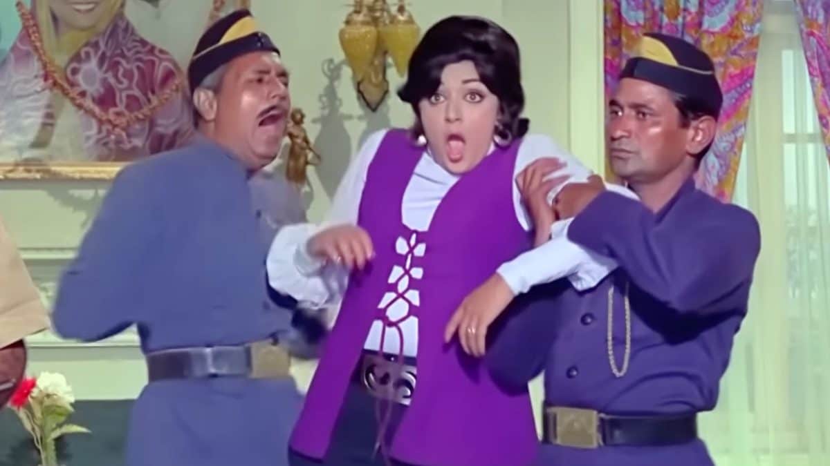 Salim-Javed Weren't Sure About Hema Malini's Talent in Seeta Aur Geeta ...