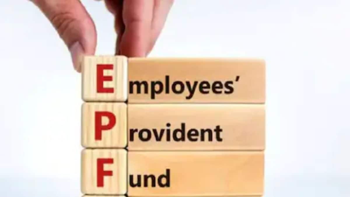 EPFO Changes Provident Fund Rules, Aadhaar No Longer Mandatory For PF Claim | Business News - News18