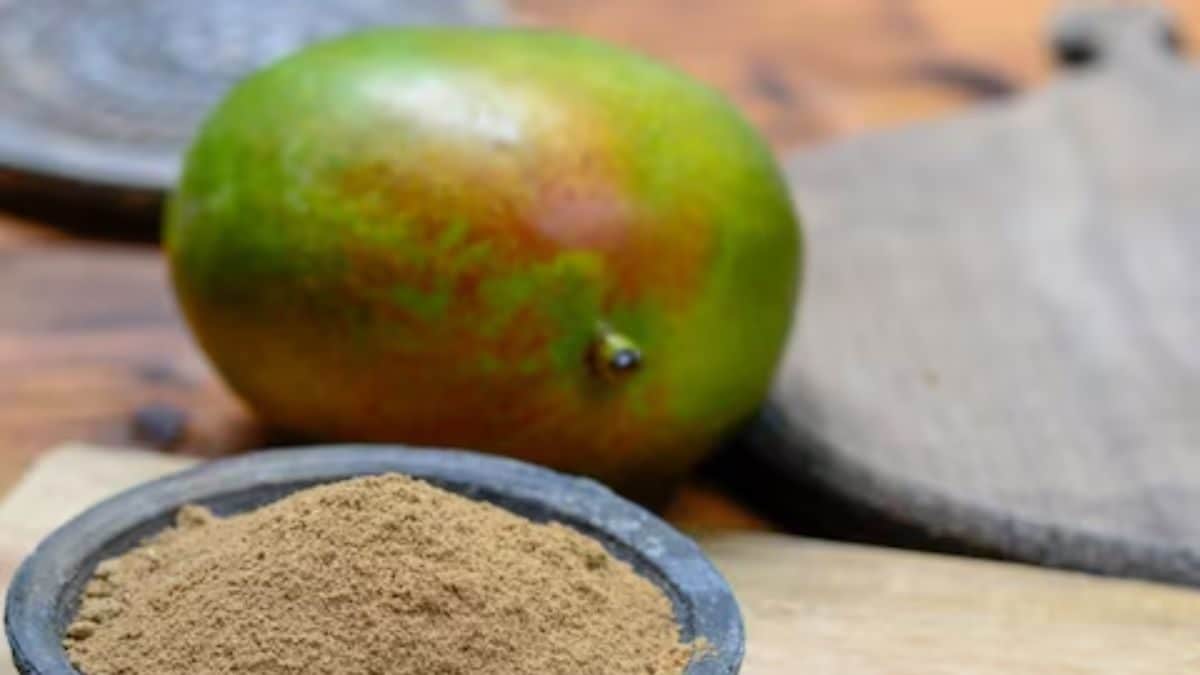 Step-by-step Guide To Making Pure Amchur Powder With Raw Mangoes ...