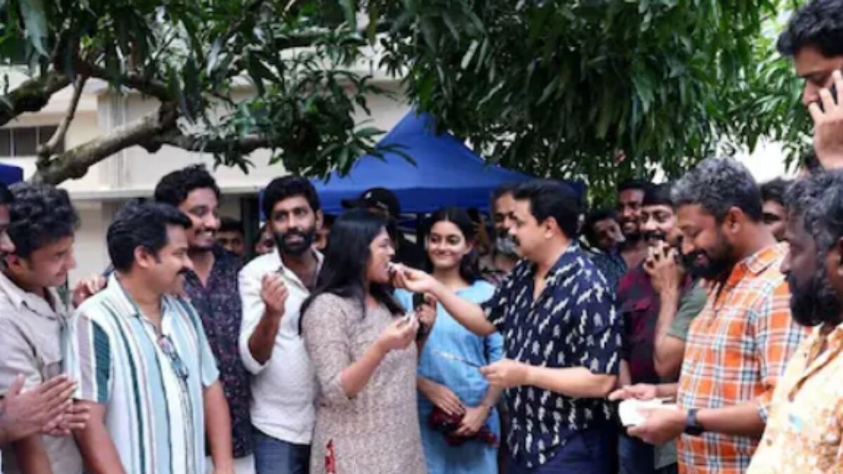 Dileep's Next Completes 65 Days Of Shoot. Crew Celebrates On The Sets ...