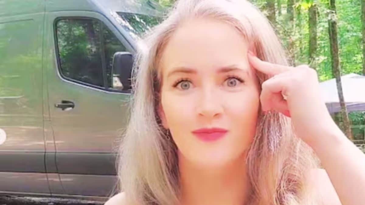Millionaire Woman Lives In Van After Divorce, Says She’s ‘Never Been ...