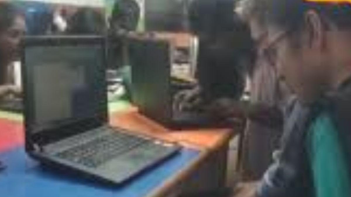 Visually Impaired Coimbatore Man Provides Free Computer Training To ...