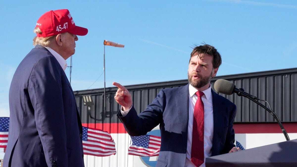 'Hillbilly Elegy': JD Vance's Rise to Vice Presidential Candidate Began ...