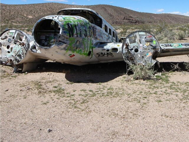 Plane Crash Near Airport In Ohio: Three Killed As Flight Tries To Make ...