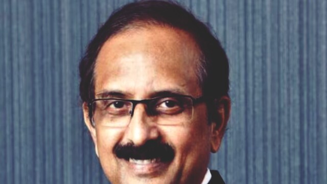 Meet Challa Sreenivasulu Setty: Who Joined As Bank PO At SBI, To Become ...