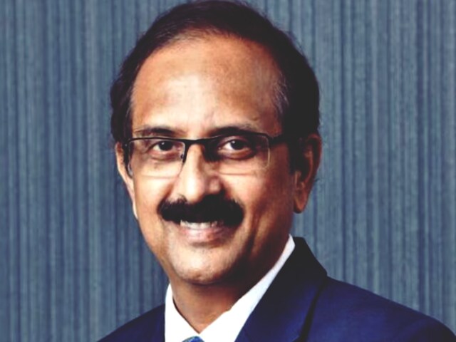 Meet Challa Sreenivasulu Setty: Who Joined As Bank PO At SBI, To Become ...