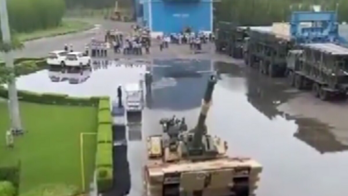 India Carries Out Initial Trials Of Indigenous Light Tank 'Zorawar ...