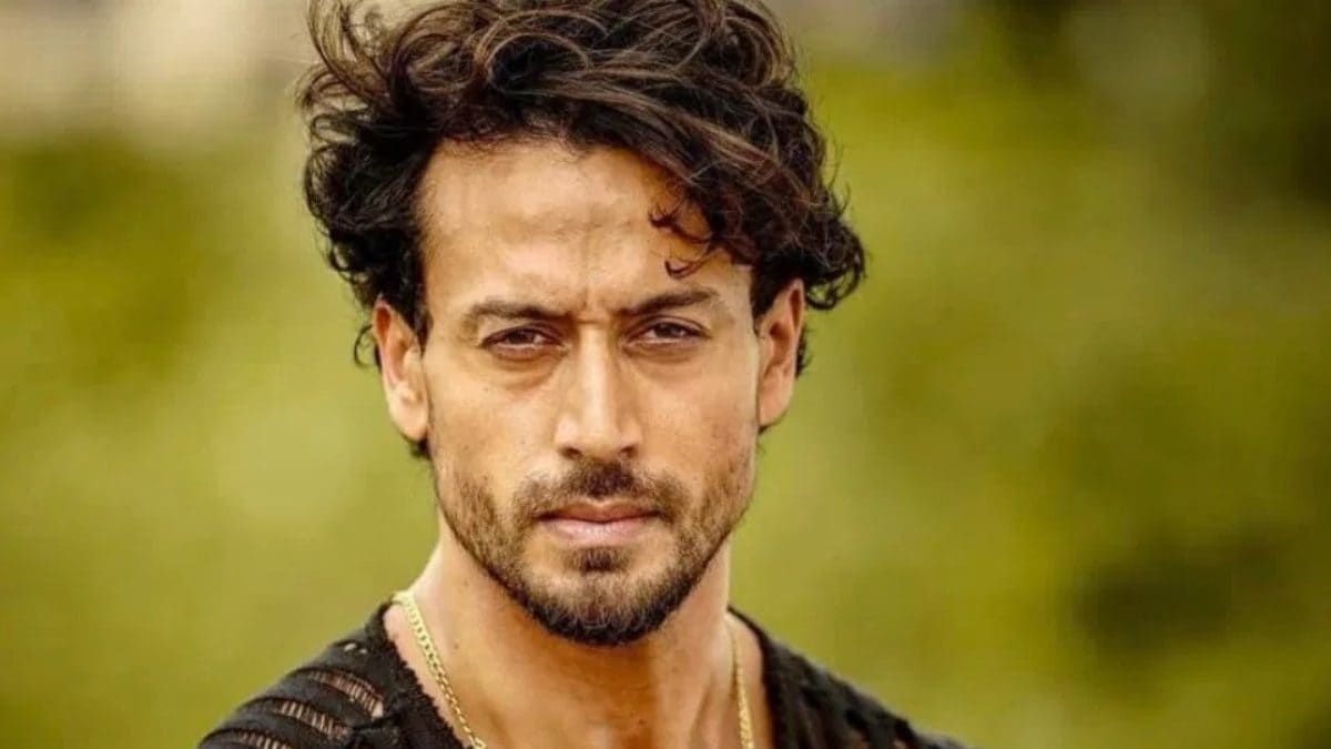 Tiger Shroff Helps Focus Puller Ravi Kumar Amid Pooja Entertainment Payment Dispute: Report ...