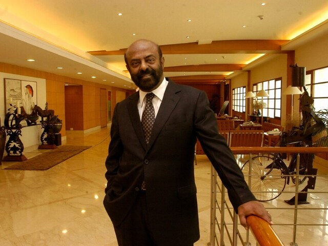 HCL Founder Shiv Nadar's Journey: From Textile Mill to TCS, Infosys ...