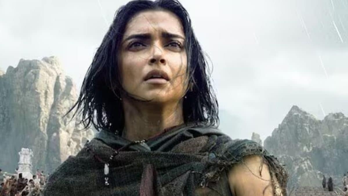 Not Deepika Padukone But This Actress Was First Choice For The Role Of ...