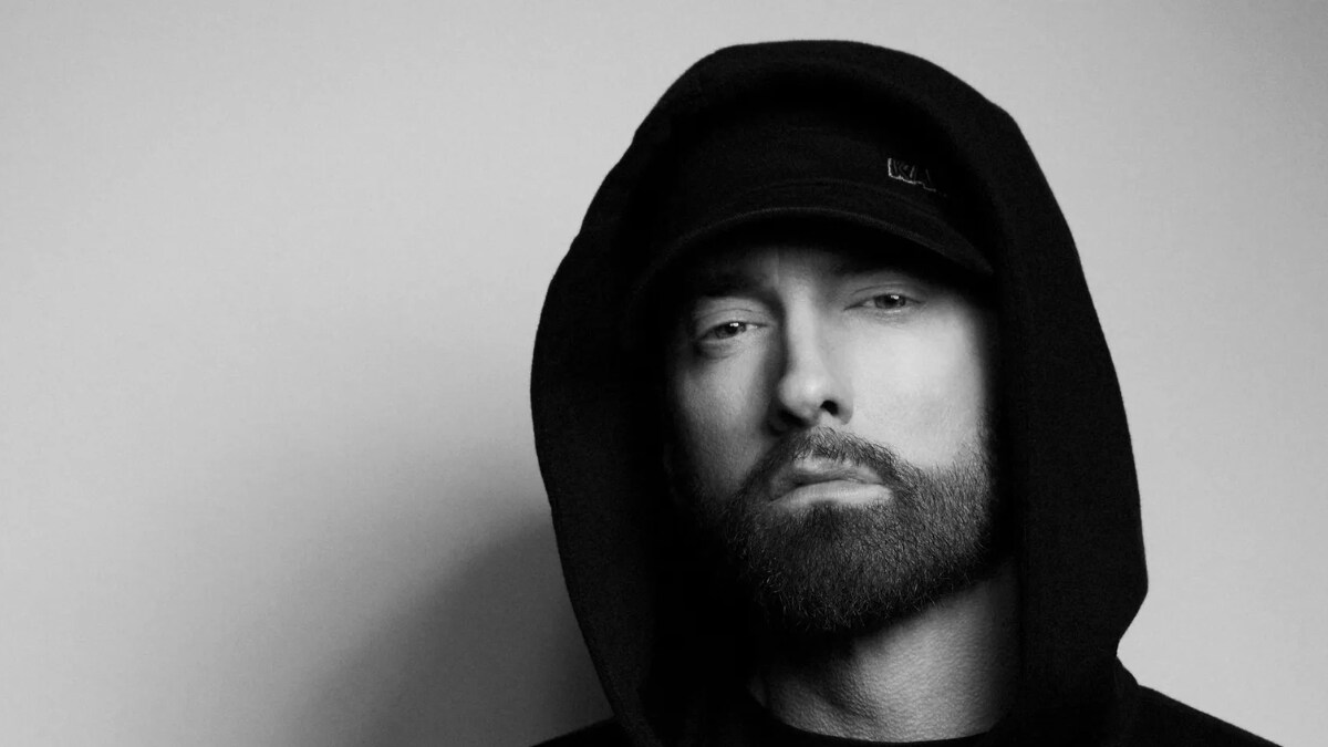 Eminem Addresses Alec Baldwin and Halyna Hutchins Tragedy In Bold New ...