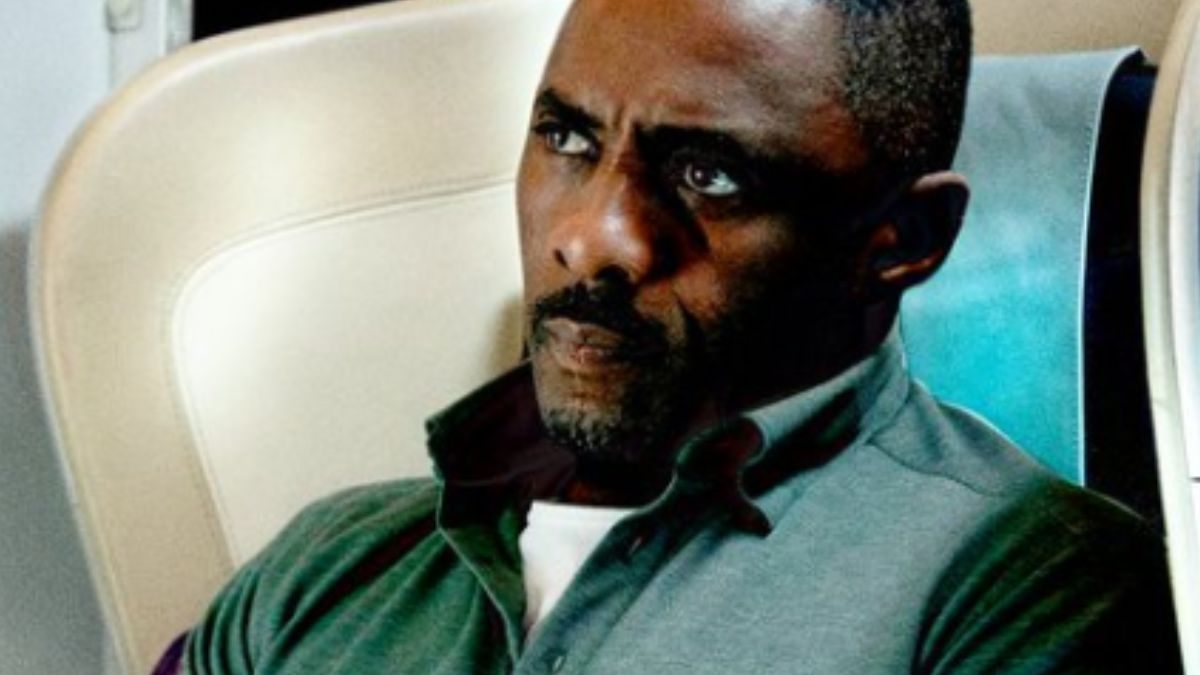 What Does It Mean to Rawdog A Flight? Inside The Viral No-Entertainment ...