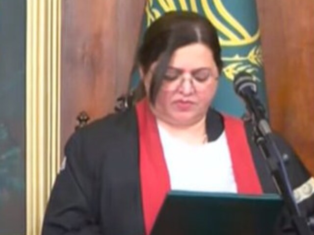 Pakistan: Justice Aalia Takes Oath As First Woman Chief Justice Of ...