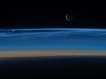 NASA Shares Beautiful Photo Of Moonrise From International Space ...