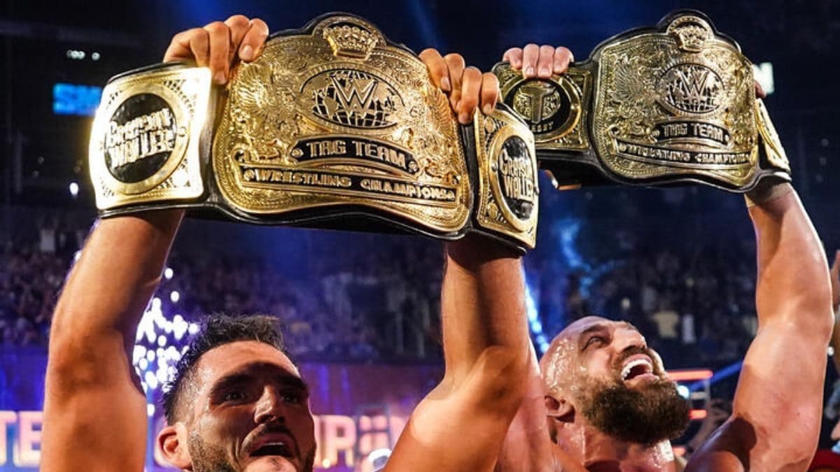 WWE SmackDown Results: DIY's Johnny Gargano and Tommaso Ciampa Become New Tag Team Champions ...