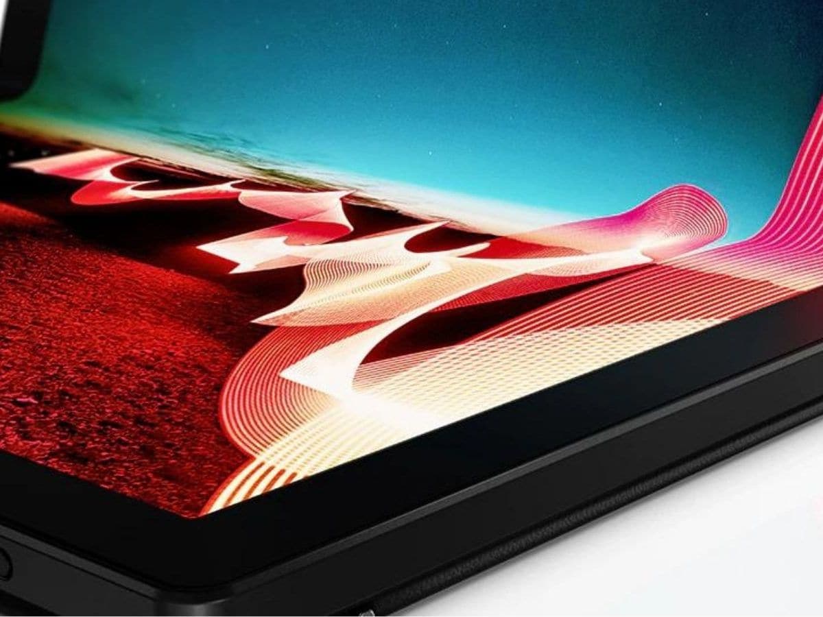 Apple’s Big Foldable iPhone and iPad Plans Revealed: Here’s What To Expect - Jelettay.com