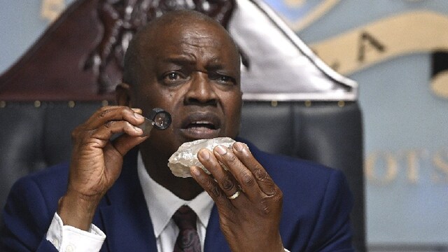 Watch | 2,492-Carat Diamond, World Largest, Found In Botswana, ‘God Is ...