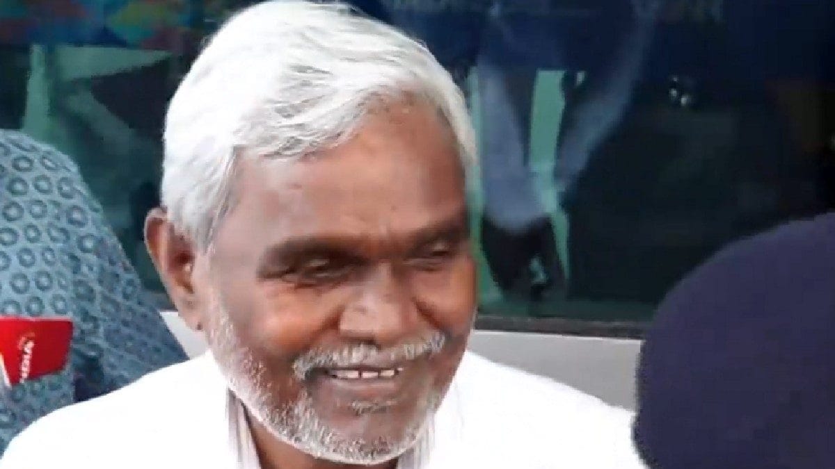 'I Was Devastated, Have 3 Options Before Me': Champai Soren Amid BJP Switch Buzz | Politics News ...